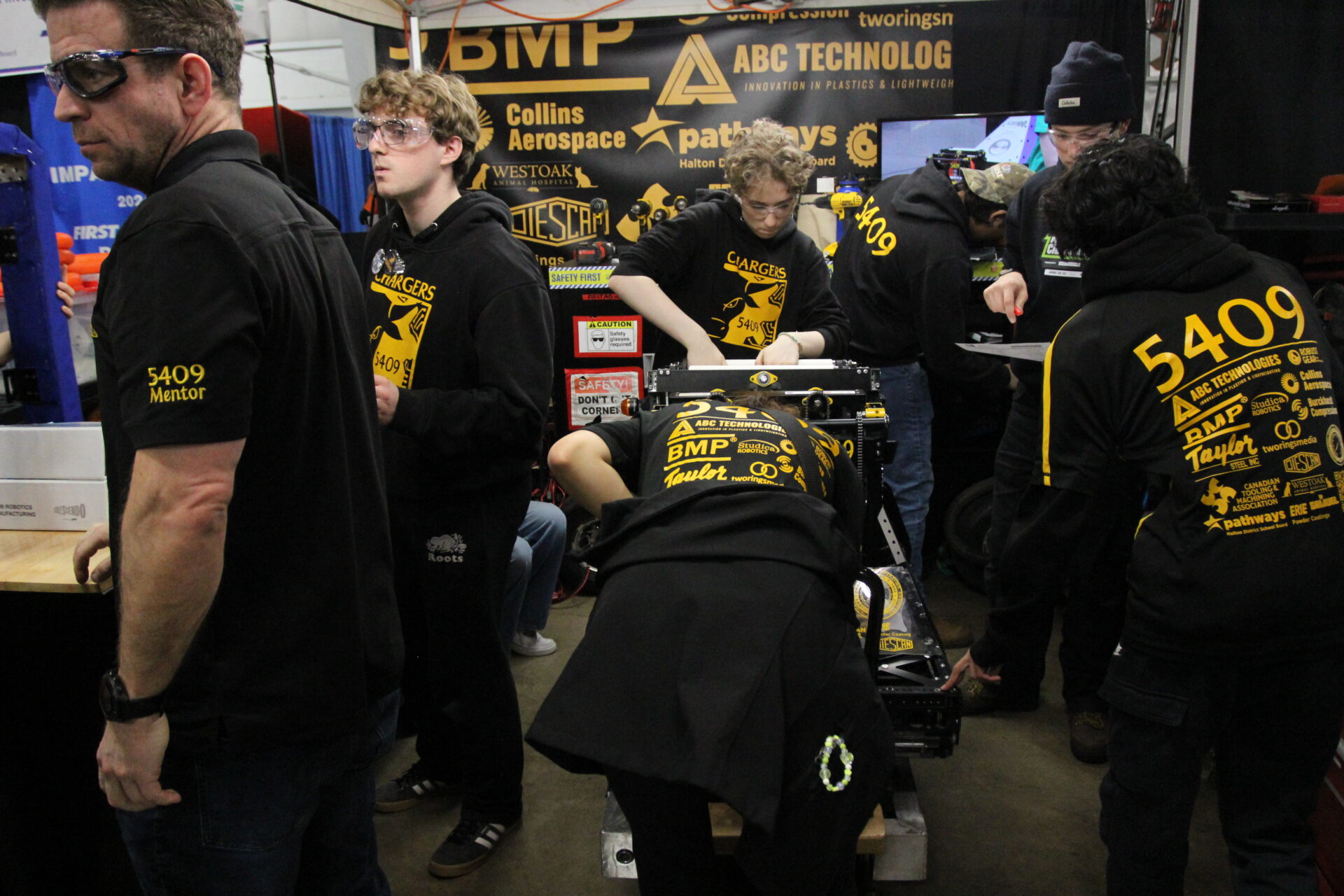 World Title in Sight for Local 793-Backed Robotics Team – IUOE Local 793